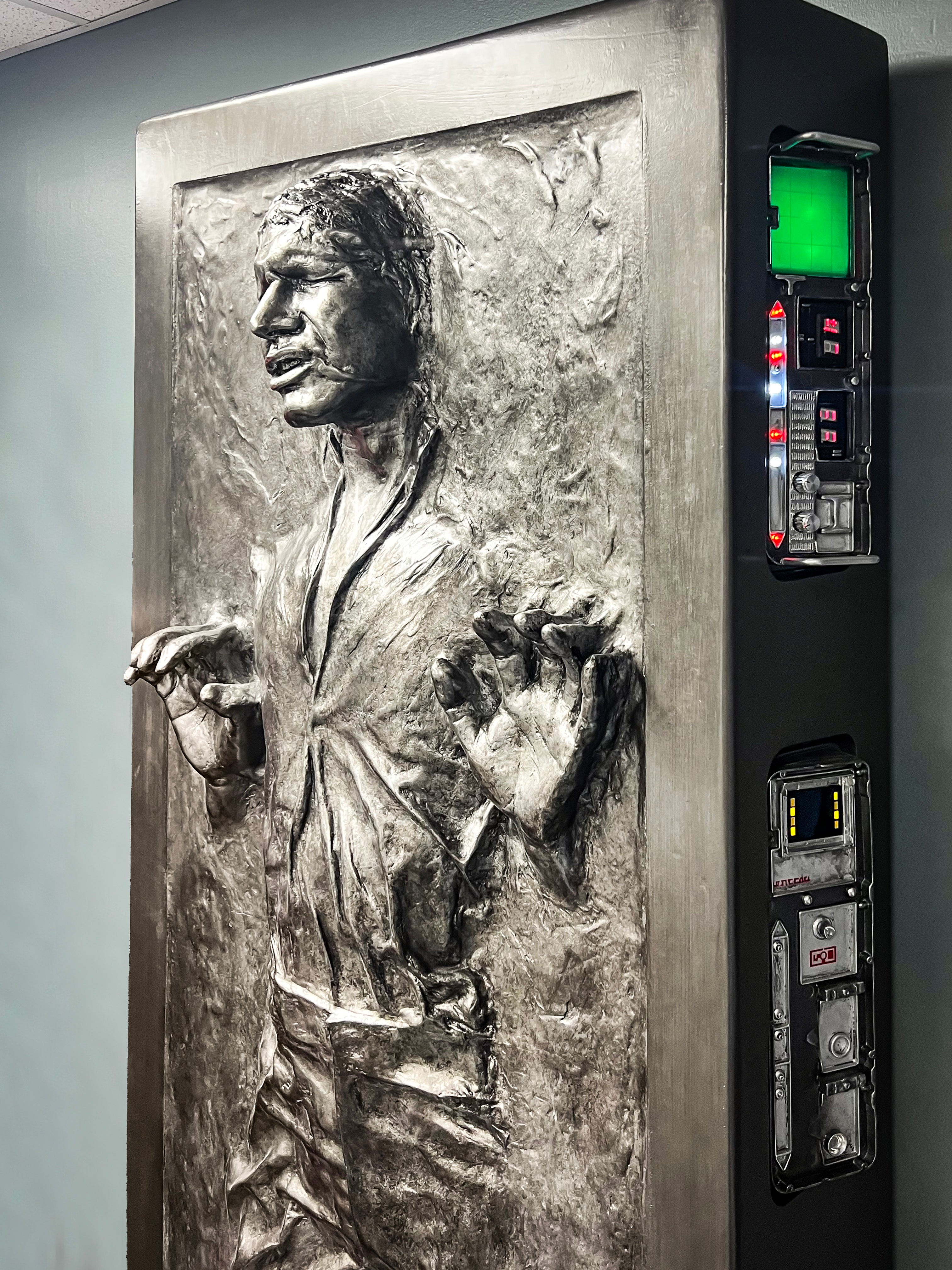 HiC - Han in Carbonite – Redman Studio Workshop