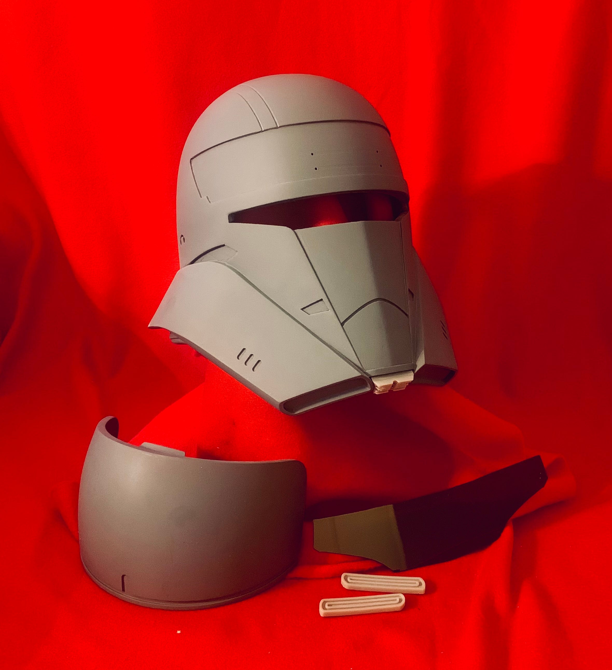Tanker Helmet (PRE-ORDER) – Redman Studio Workshop